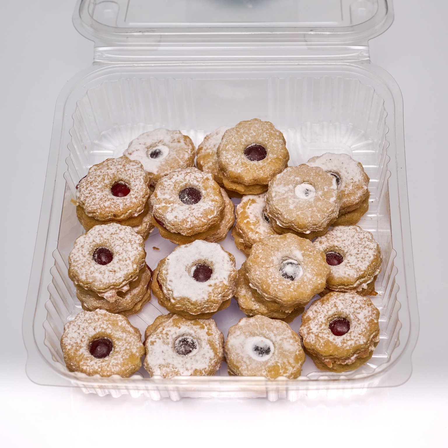 Cakes & Biscuits – Grodzisnki Kosher Bakery