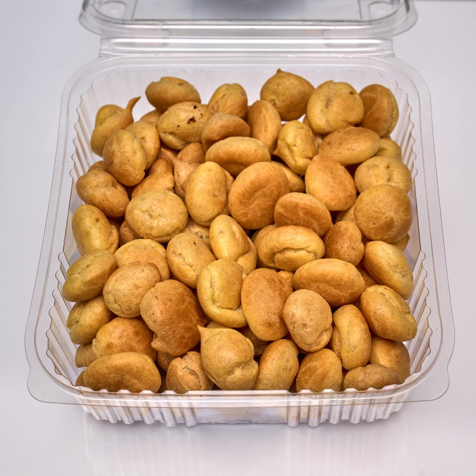 Cakes & Biscuits – Grodzisnki Kosher Bakery