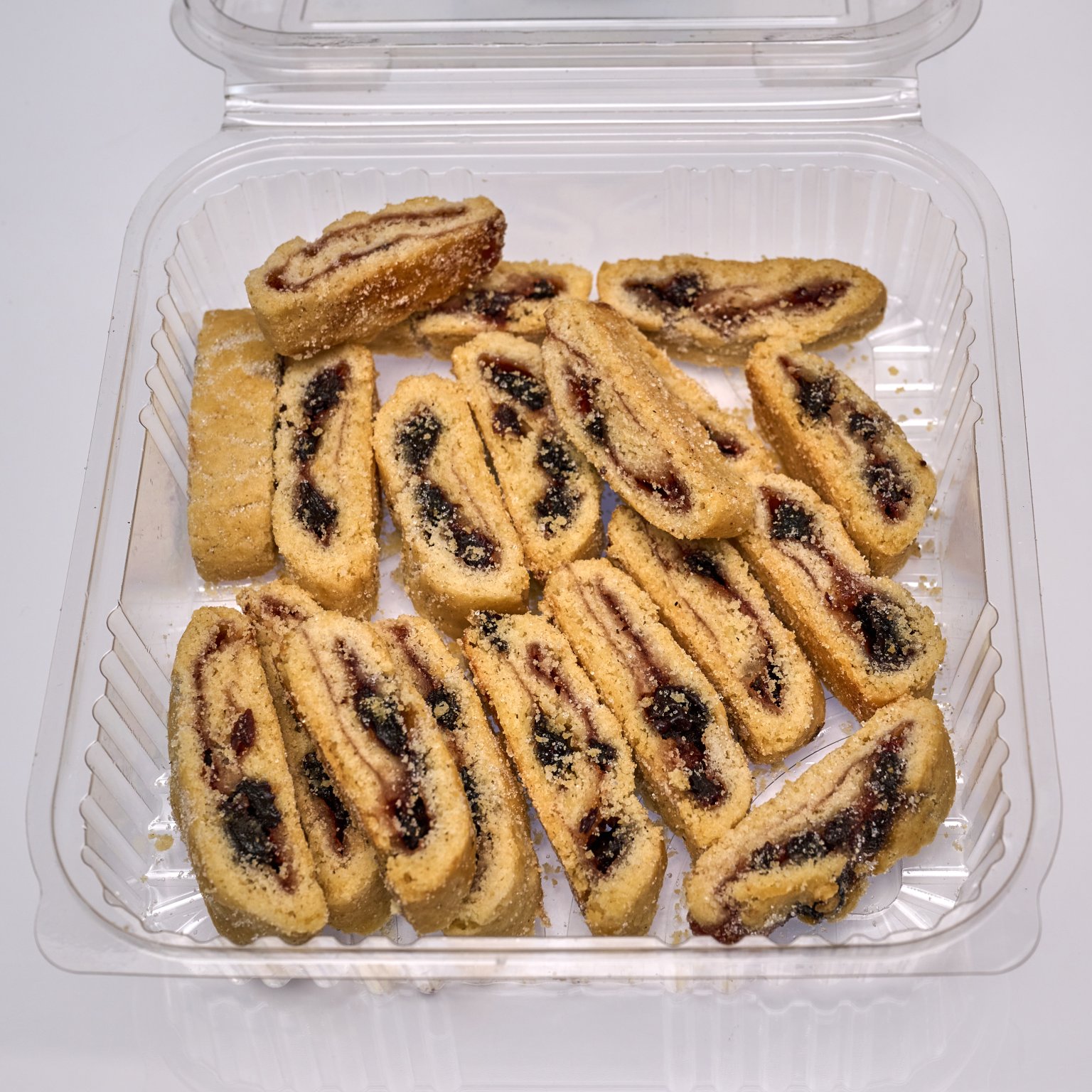 Cakes & Biscuits – Grodzisnki Kosher Bakery
