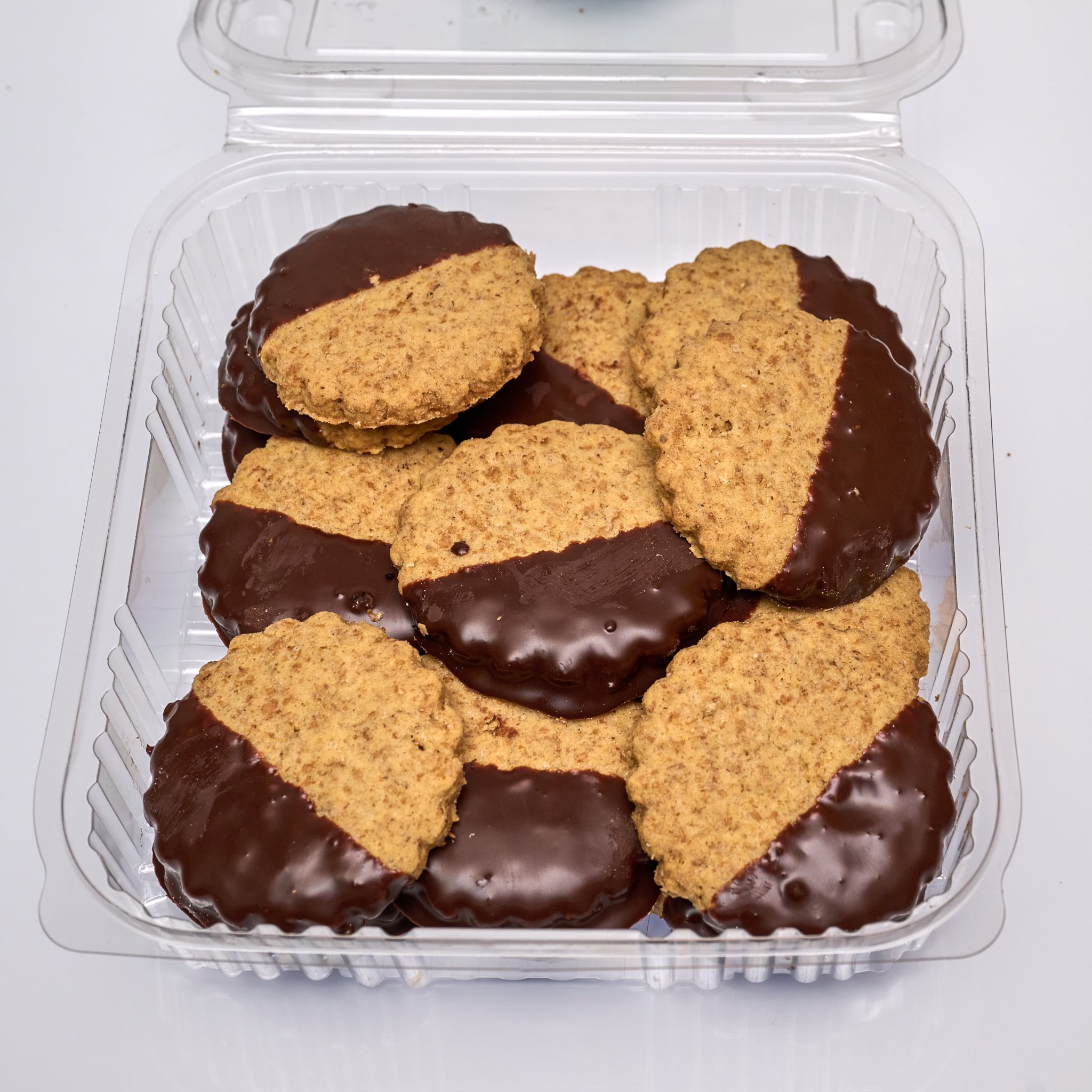 Cakes & Biscuits – Grodzisnki Kosher Bakery